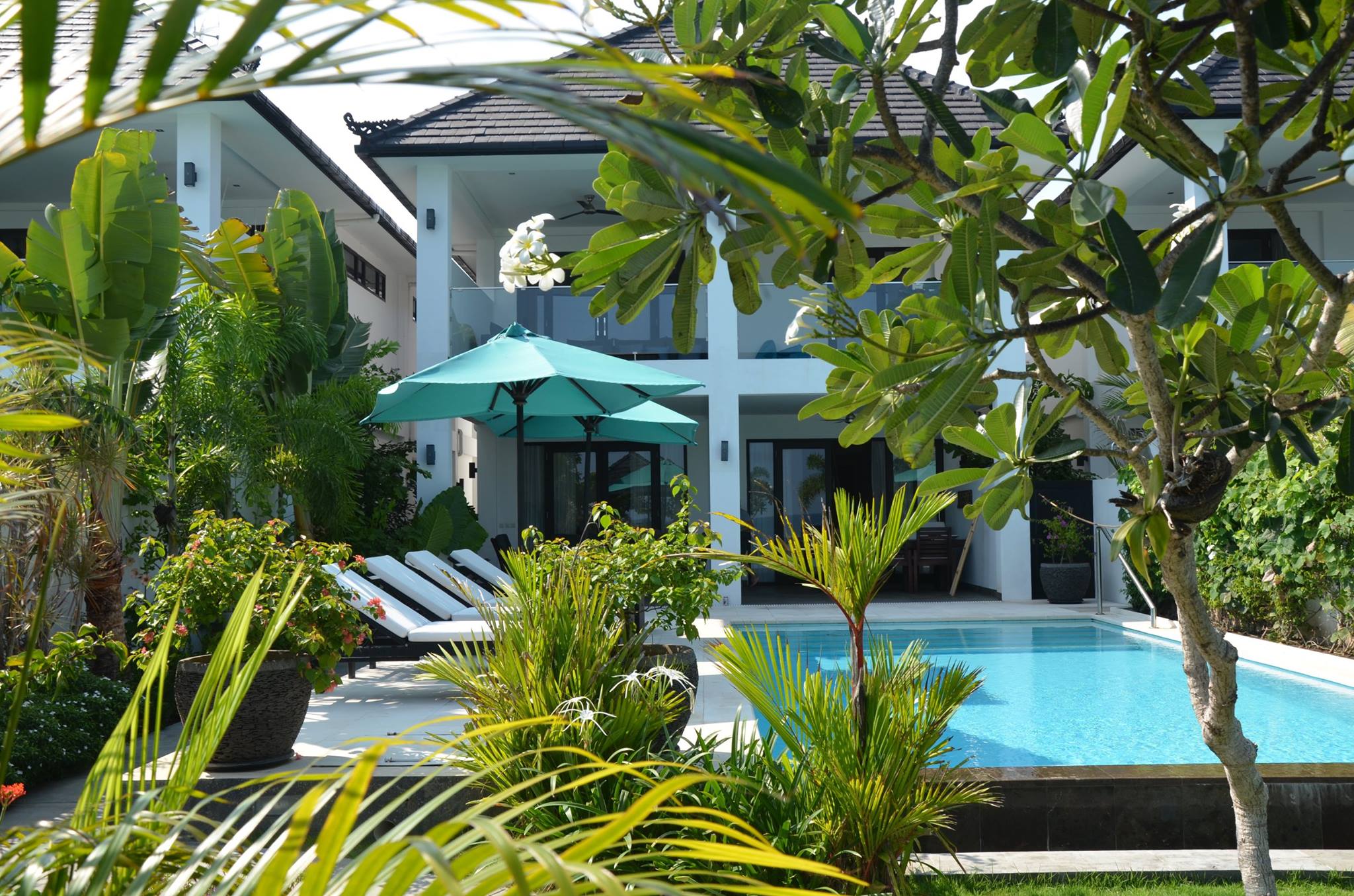 Villa Bali Pantai | Visit North Bali